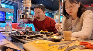 '21kg 감량' 정형돈, 다이어트식만 먹더니..양꼬치 '폭풍흡입'(한작가) - OSEN