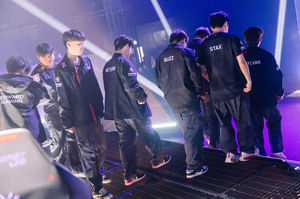 [마스터스 방콕] T1, 中 EDG에 1-2 패배…PO 2라운드 하위조 추락(종합) - OSEN