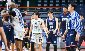[사진] 부산 KCC, 충격의 9연패 - OSEN