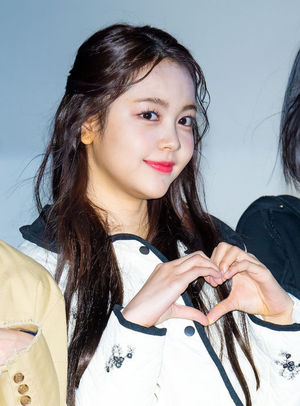 [사진]하츠투하츠 카르멘,'사랑의 하트' - OSEN