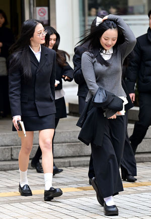 [사진]'어도어 가처분 신청' 첫 심문기일 마친 뉴진스(NJZ) - OSEN