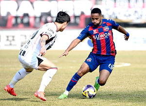 [사진]수원FC 안데르손, '기막힌 개인기' - OSEN