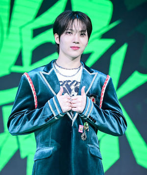 [사진]NTX(엔티엑스) 창훈, 엄지척 - OSEN