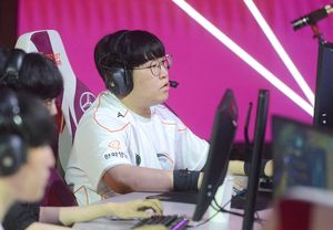 [FST 톡톡] ‘딜라이트’ 유환중, “LCK컵 4경기 ‘5꽉’ 승부 도움 많이 돼” - OSEN