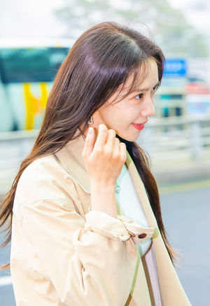 [사진]윤아,'팬들을 향해 사랑스럽게 인사' - OSEN