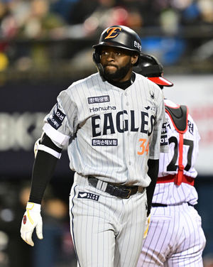 '오그레디 악몽 될라' ML 특급 유망주 맞아…13타석 무안타, 외인 11명 중 나홀로 안타가 없다 - OSEN