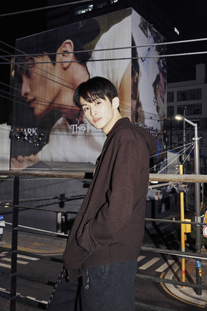 NCT 마크, 대형 옥외 광고로 서울 빛냈다..솔로 데뷔 기대감 최고조 - OSEN