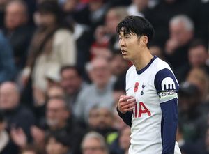 "SON, 원정팬들 향해 '쉿' 제스처" 이 주장, 근거는 있을까?→사진도, 영상도 없다 - OSEN