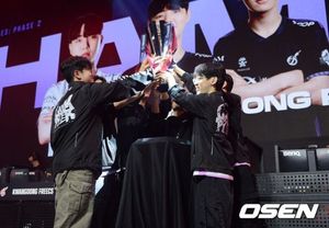 [PWS] ‘우승 예약’ DNF, GF 첫 날부터 ‘2치킨’ 92점 선두 - OSEN