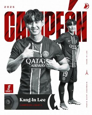 '유관력 미쳤다' 이강인, 또또또또또 우승! '4관왕+무패 우승'도 정조준...PSG, 앙제 1-0 꺾고 리그1 4연패 - OSEN