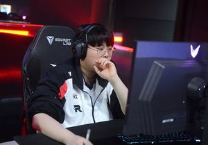 [현장 SNS] ‘로스터 격변’ KT, 챌린저스 3인방 ‘캐스팅-파덕-피터’ 2경기 연속 선발 - OSEN