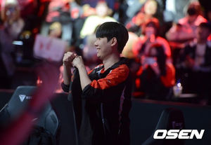 [LCK] ‘든든한 킹겐+리헨즈’ 농심, 디알엑스 꺾고 시즌 3승째(종합) - OSEN