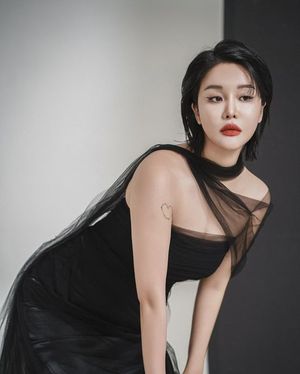 "고준희 아니야?"…랄랄, 출산 안 믿기는 '20kg 감량' 화보 - OSEN