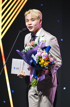 [사진]남자부 베스트7 리베로 정민수 - OSEN