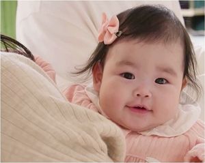 박수홍, '생후 150일' 딸 재이 수영복 자태 공개..키 72cm '폭풍성장'(슈돌) - OSEN