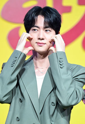 [사진]BTS 진, '월드 와이드 볼하트' - OSEN