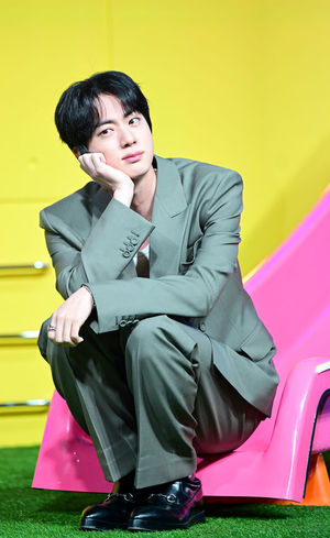[사진]BTS 진, '느낌있게' - OSEN
