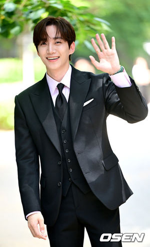 이준호, 17년 동행 JYP 떠나는 날..“함께해서 행복했다” 마지막 선물 [Oh!쎈 이슈] - OSEN