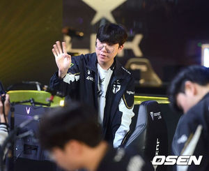 [LCK 리뷰] '천적 또는 먹이사슬'...젠지-한화생명, DK-T1 상대로 각각 18연승과 6연승 '신바람' - OSEN