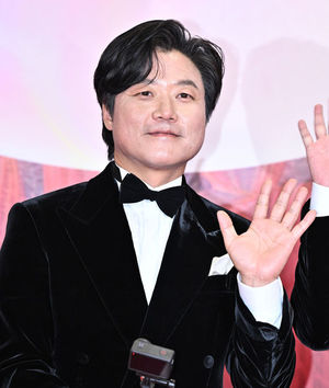 나영석PD, '1억 기부' 이어 "비행기서 만취 승객 막아"..뒤늦은 미담 '화제'[Oh!쎈 이슈] - OSEN
