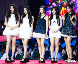 "소식없이 시간 보내 미안" 뉴진스, 활동 중단 속 씁쓸한 '데뷔 1000일' [Oh!쎈 이슈] - OSEN