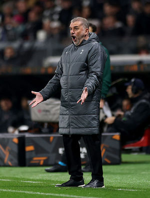 '大축하!' 토트넘, PL 살아남았다!!... UEL 우승 통해 포스테코글루 살아 남게 될까? - OSEN