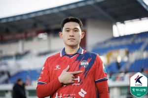 '최고 승률' 대전, ‘만능 열쇠' 김천 이동경.. K리그 ‘월간 TSG’ 2025년 4월호 발간 - OSEN