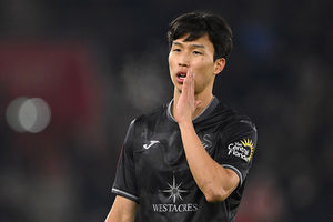 ‘챔피언십 코리안 더비 엄지성이 이겼다!’ 스완지 시티, 양민혁의 QPR에 2-1 승리 - OSEN