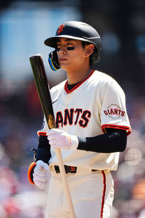 “LEE, 4월 가장 신뢰 받는 SF 공격수 우뚝” 美 극찬 또 나왔다! ‘먹튀 논란’ 2590억 FA 제친 이정후, SF 대들보다 - OSEN