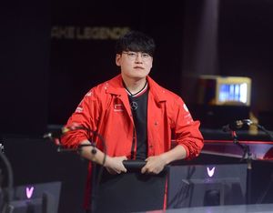 [LCK] ‘구마유시 출전’ T1, 풀세트 접전 끝에 DK 꺾고 시즌 4승 달성(종합) - OSEN