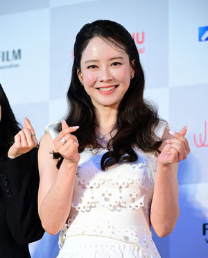 [사진]송지효, 순백의 하트 - OSEN