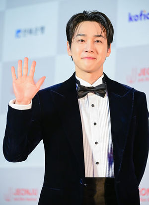 [사진]강유석, 턱시도가 잘 어울려 - OSEN