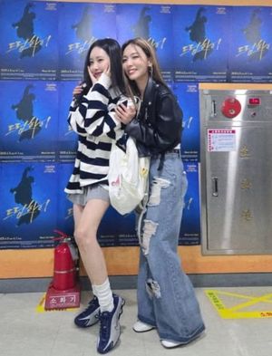 선미, 선예 뮤지컬 '드림하이' 직관 응원...원더걸스 의리 ing "환장할 정도" - OSEN
