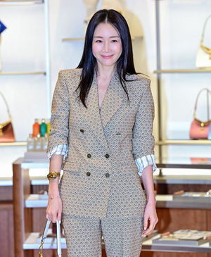 [사진]최지우, 40대 후반 맞아? - OSEN