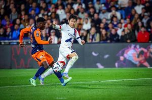 '119일 만에 90분 풀타임' 이강인, 7호 AS 아쉽다! PSG, 몽펠리에 4-1 격파...'하무스 해트트릭' 폭발 - OSEN