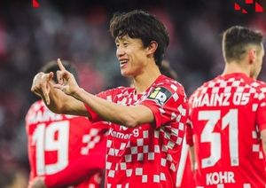 '33살에 커리어하이!' 이재성 7호 도움 터졌지만...'120년 최초' UCL 진출은 좌절→마인츠, 보훔 4-1 꺾고 8G 만에 승리 - OSEN