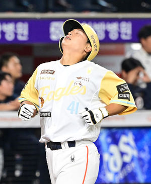 KBO 최초 흥행 기록 세운 날, 한화 13연승 좌절됐지만…9회말 투아웃 동점 홈런, 잊지 못할 순간이었다 - OSEN