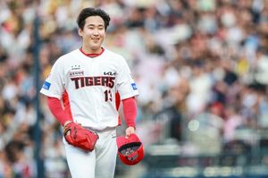 145km 던지고 4이닝 2실점 KKKK '절반의 성공'...눈물 흘렸던 윤영철, 살짝 웃기 시작했다 - OSEN