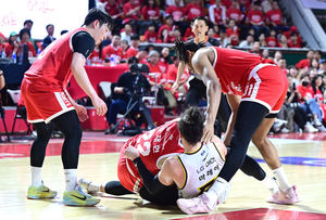 [사진]혈투 펼치는 SK-LG 챔피언결정 7차전 - OSEN