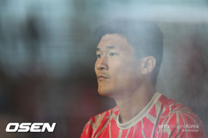 "KIM에 이별 요구"... '781억→469억' 할인가에 김민재 방출 계획 세운 바이에른, 혹사 시키고 손절선언 - OSEN