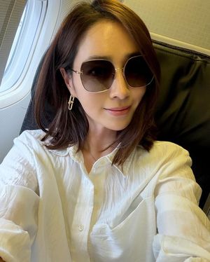 '43세' 이민정, 홀연히 韓 떠났다…♥이병헌 ‘1남 1녀’ 독박 육아 확정 - OSEN