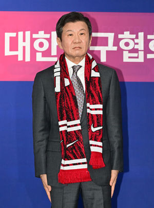 정몽규 KFA 회장 중징계 집행정지 '유지'... 법원, 문체부 항고 기각 - OSEN