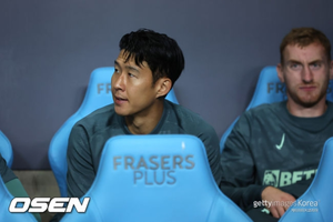 '충격' 손흥민 일단 벤치서 시작... '히샬리송 출격' 토트넘, UEL 결승 맨유전 선발 공개 - OSEN