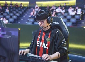 [현장 SNS] 피어엑스, ‘클리어’ 내리고 ‘소보로’ 투입…’구마유시’ 9경기 연속 선발 - OSEN