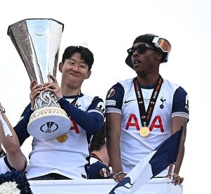 토트넘, SON 없는 미래 준비? '바이에른 임대생' 텔 완전 영입 추진...622억 원 쏜다 - OSEN