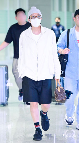 [사진]BTS 제이홉 귀국, '멋진 스타일 뽐내며' - OSEN