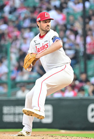 앤더슨 7이닝 8K 무실점에도 승리 날아갔다…NC-SSG, 연장 11회 '1-1 무승부' [인천 리뷰] - OSEN