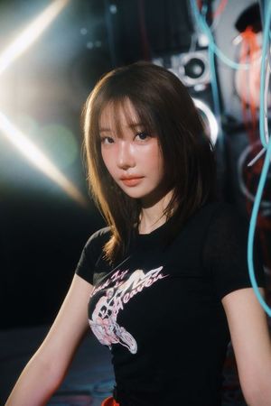 QWER 마젠타, 불협 딛고 우뚝…복잡미묘 감정 - OSEN