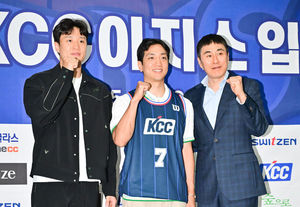 [사진]KCC 입단 허훈 "올시즌 기대해주세요" - OSEN
