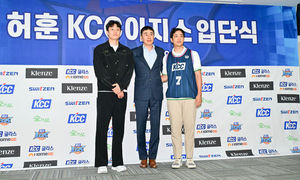 [사진]KCC 이상민 감독,''허훈-허웅 형제와 함께 올시즌 시작합니다' - OSEN